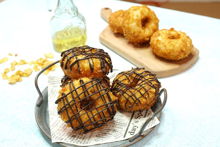 Donat Madu Crispy Ini Renyah dan Khas Aroma Madunya