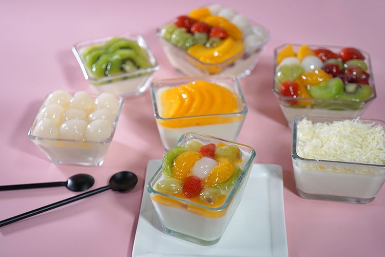 Mau Puding Susu Dengan Buah Berlimpah? Bikin Milky Fruit Pudding Ini Aja!