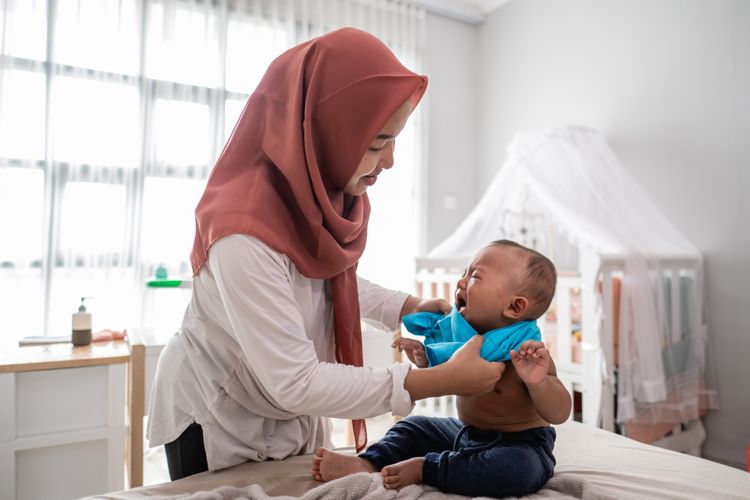 Tips Aman Menitipkan Si Kecil pada Pengasuh di Rumah - Kanya.ID