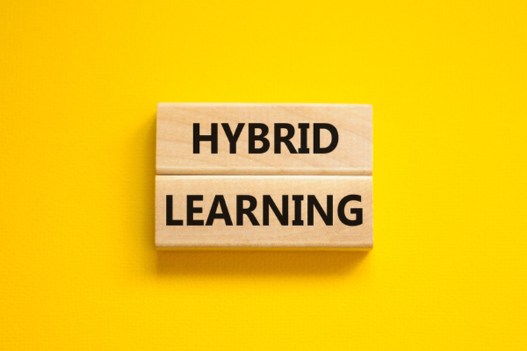 Zenius Berkomitmen untuk Membangkitkan Pendidikan Indonesia melalui Hybrid